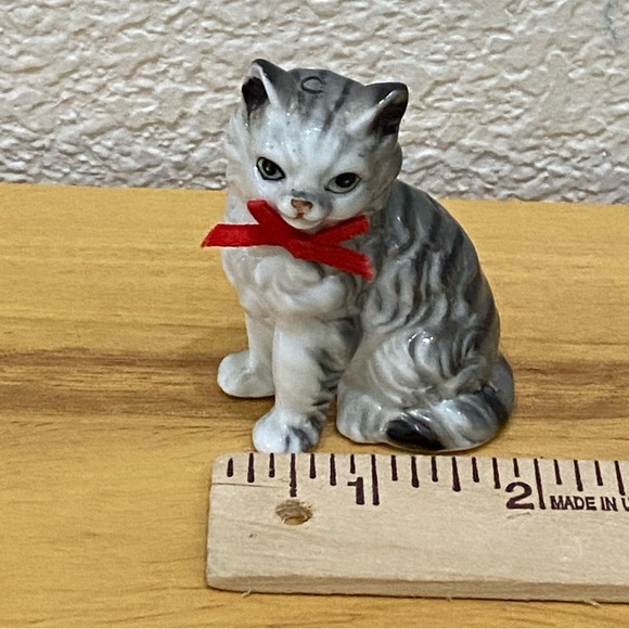Vintage | Accents | Vintage Porcelain Miniature Tabby Cat Figurine ...